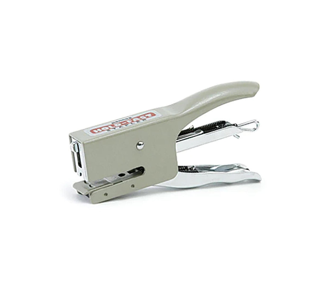 Steel Stapler – dubblefilm